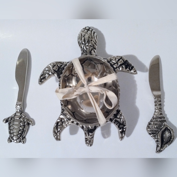 Pier 1 | Kitchen | Pier Aluminum Sea Turtle Dish With Baby Turtle And ...